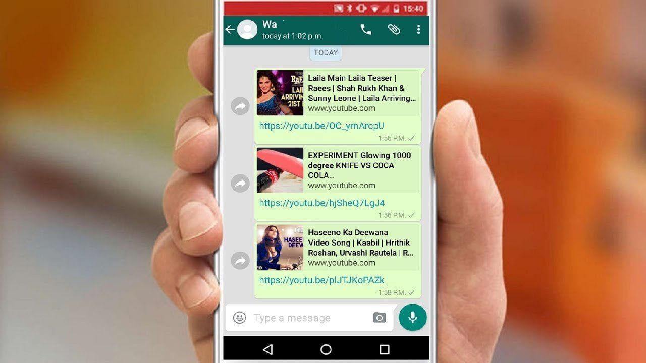 WhatsApp is rolling out Picture in Picture (PiP mode) for Android